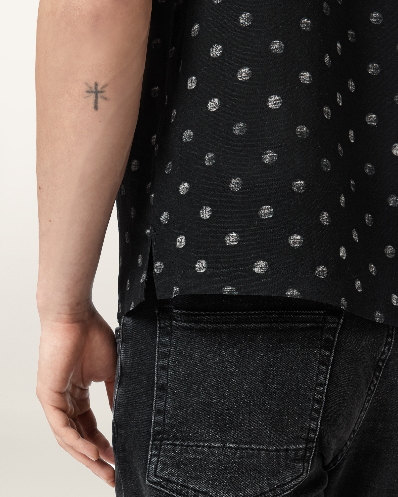 Upton Short Sleeve Boxy Shirt Jet Black | ALLSAINTS